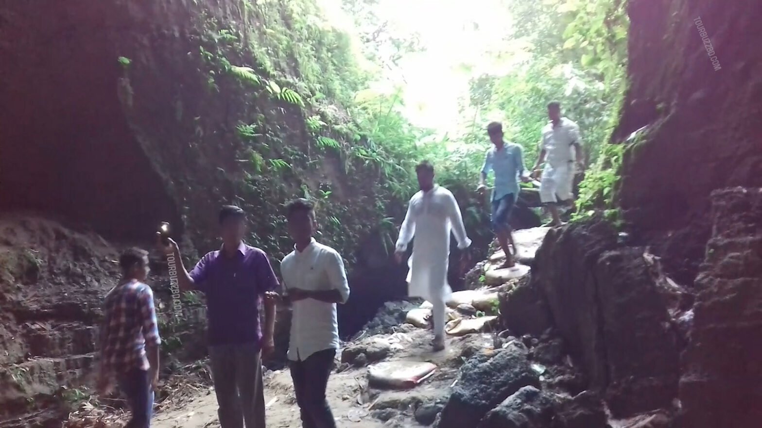 Kana Raja’s Cave – Darianagar – Cox’s Bazar - Tour Buzz BD